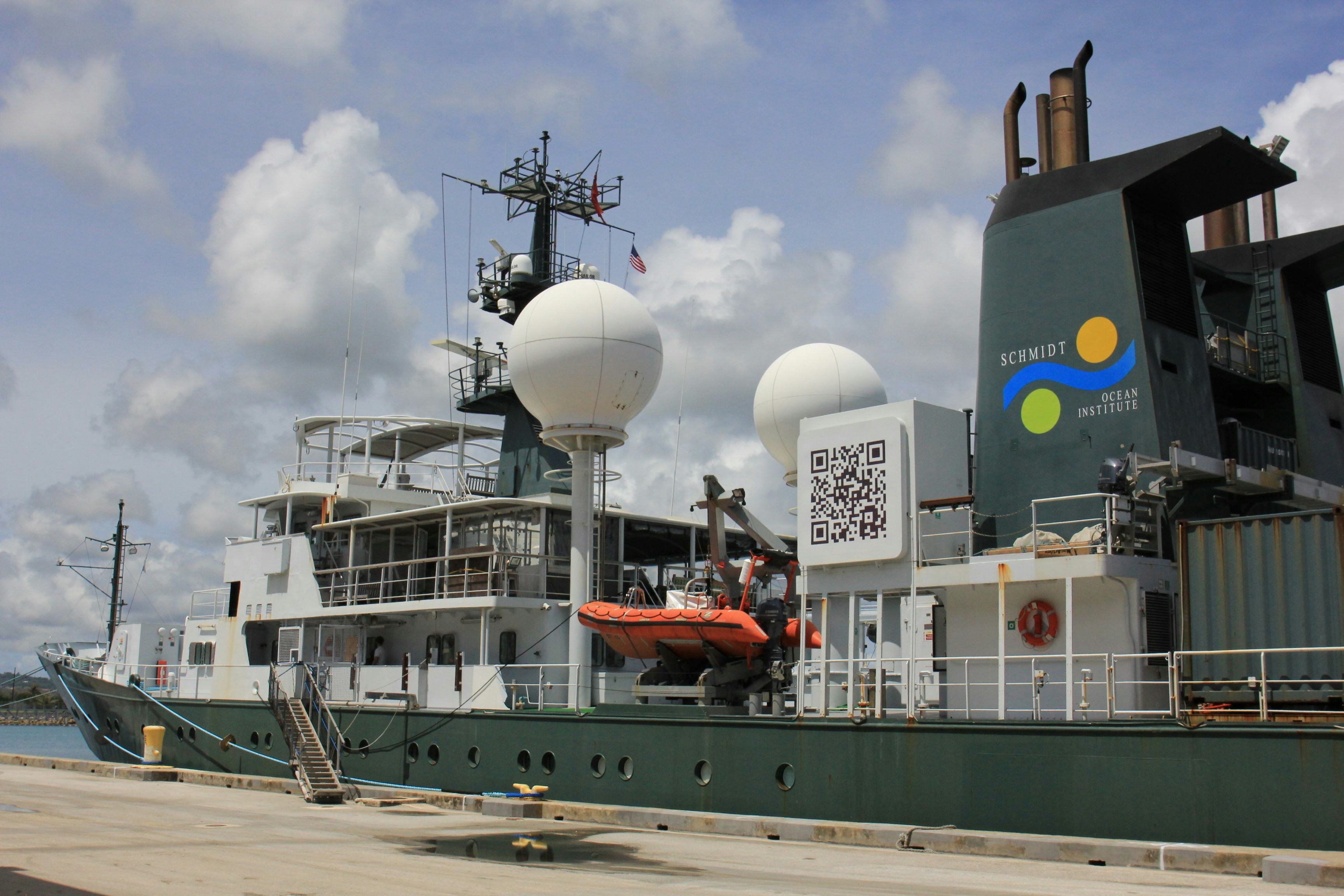 In the Trenches With the Deep ROV SuBastian