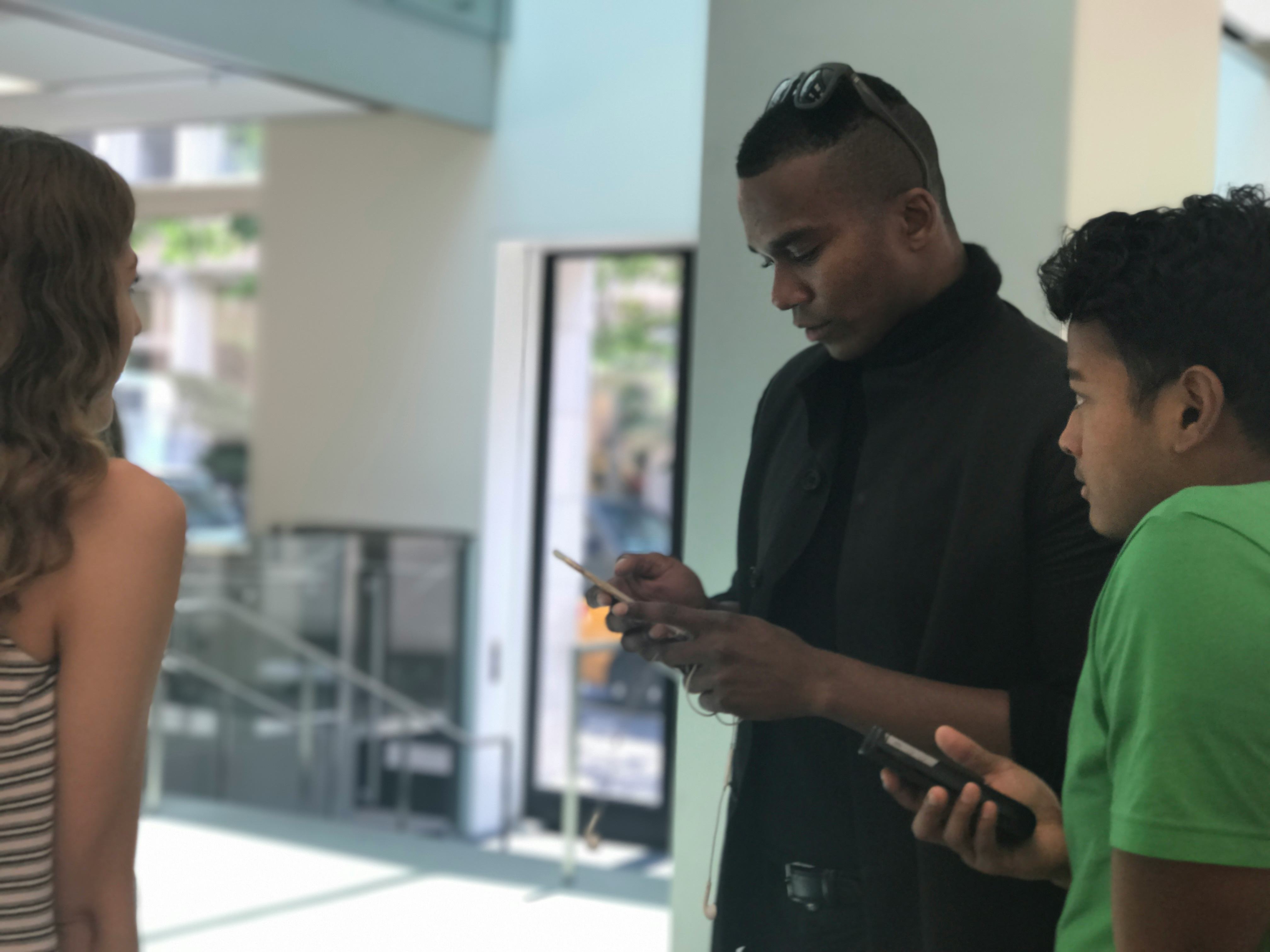 How Does Apple's iPhone 7+ Portrait Mode Really Work?