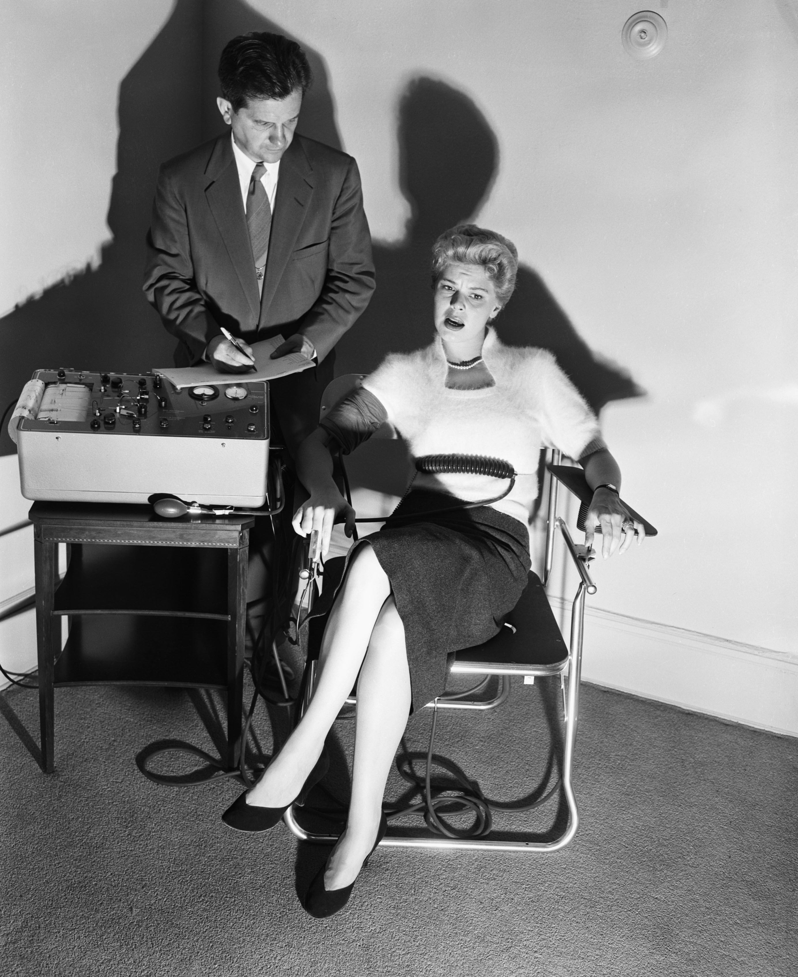 How to Beat a Lie Detector: Video Shows 2 Tricks to Fool a Brain-Based Test