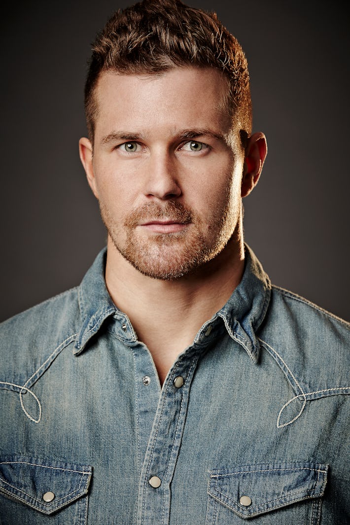 How Josh Kelly Transformed His 'UnReal' Character