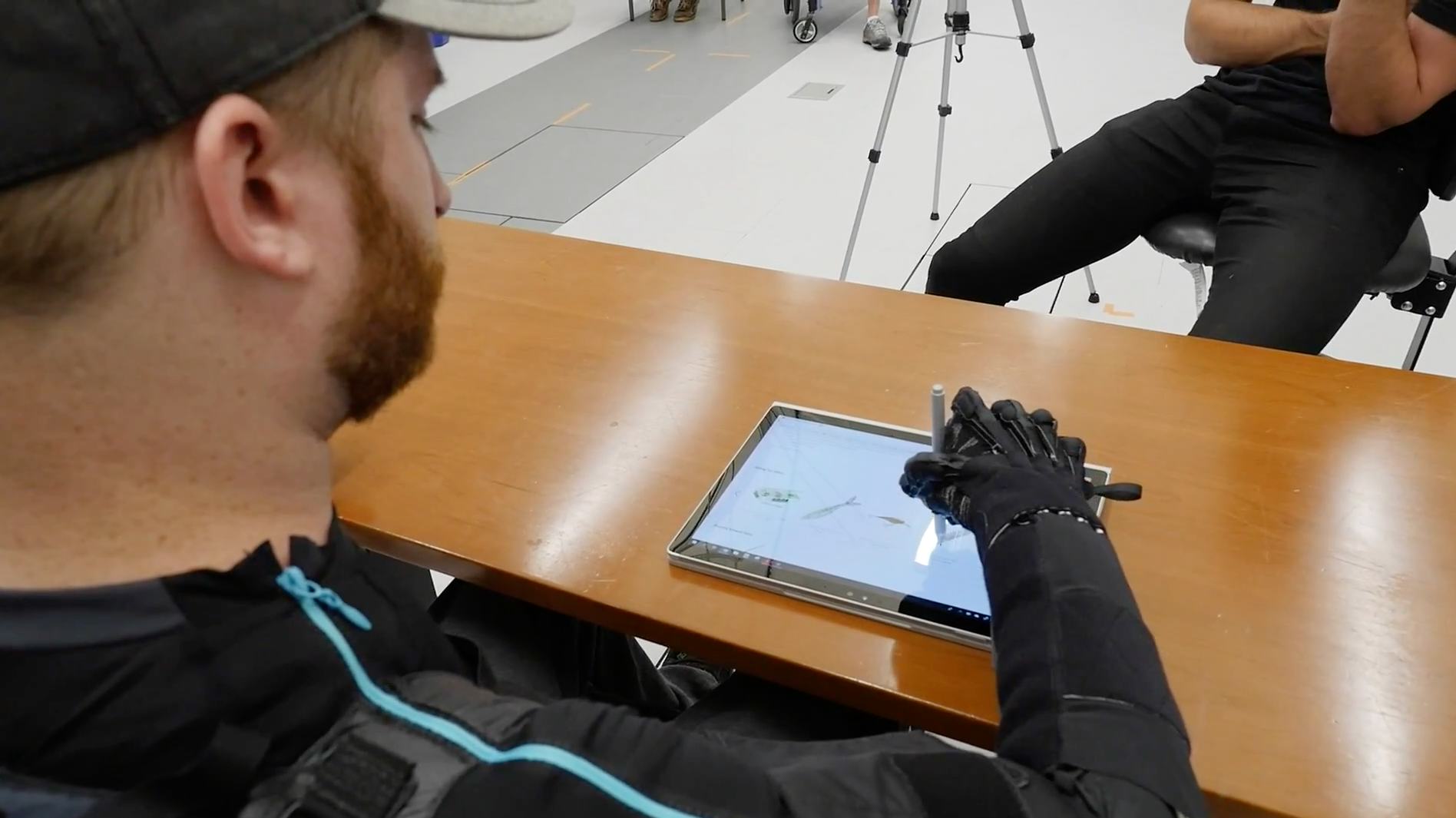 Watch How This Balloon-Like Soft Robot Helps Restore People's Arm Function