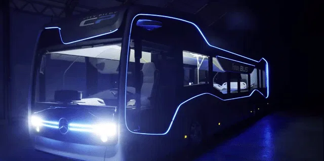Autonomous Mercedes Bus Drives 12 Miles Through Amsterdam