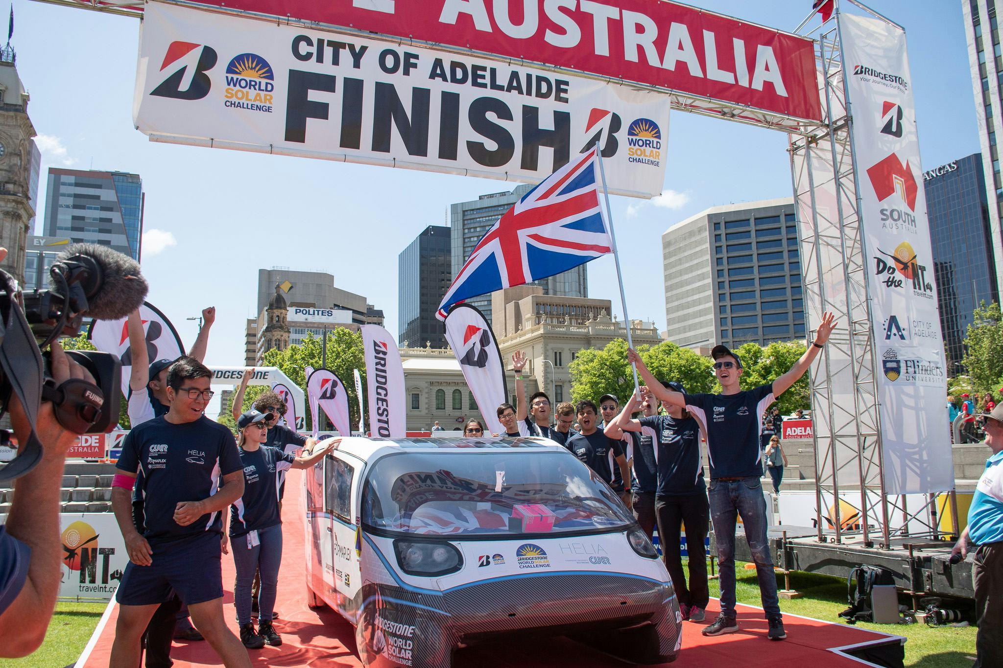 Electric solar car packs Tesla-beating range with the energy of a kettle