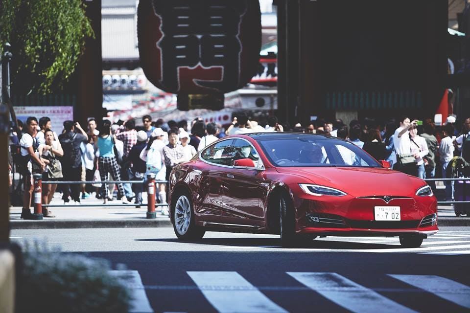 Video Depicts Tesla Autopilot in the Wake of Its Incredible New Milestone