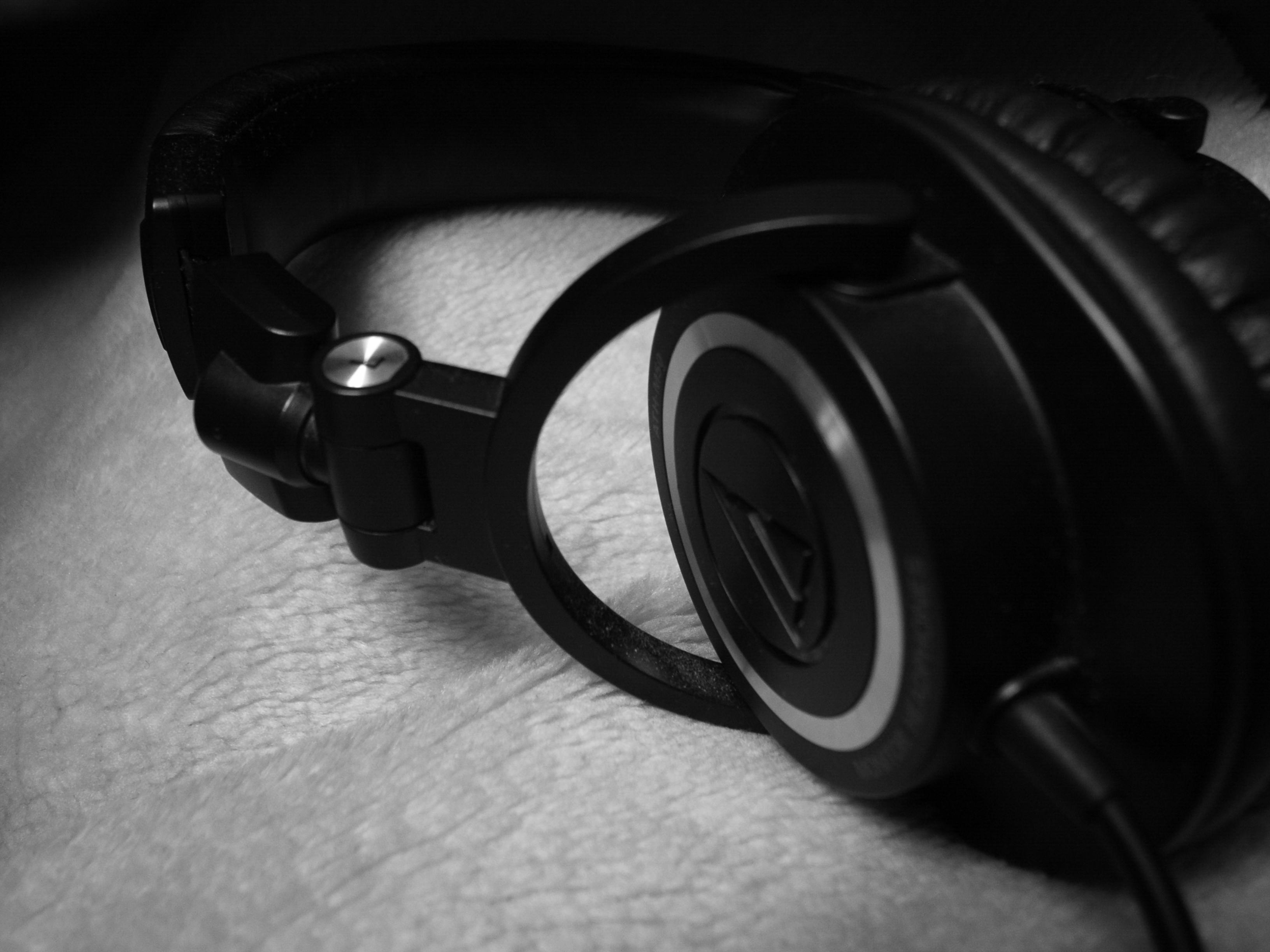 Ghost Hunter Alexandra Holzer Shows Off Her Paranormal Tool Kit