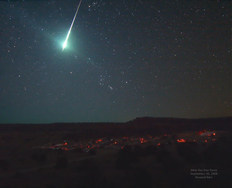 Asteroid Hurtling to Earth Results in Fireball Over Africa, Footage Shows