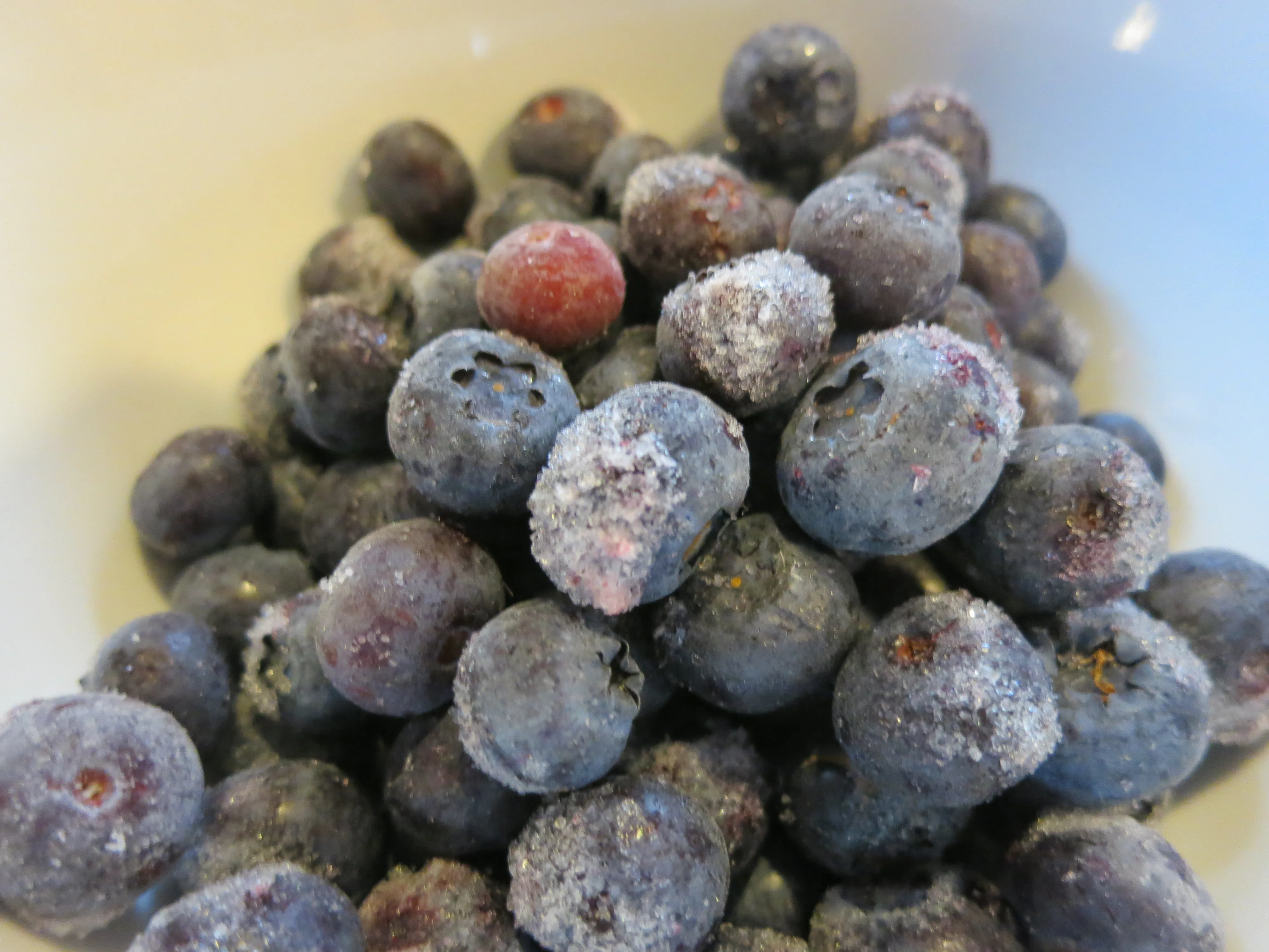 Which Fruit Is Healthiest for You and Why: Fresh, Frozen, or Dried?