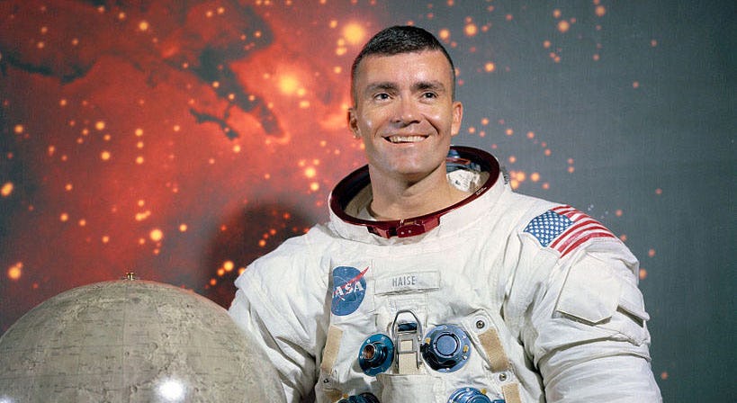 NASA Astronaut and Flight Directors Weigh in on Commercial Spaceflight