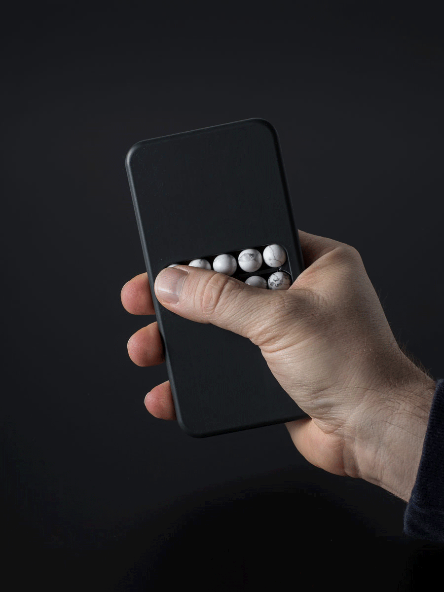 This 'Substitute Phone' is Designed to Help You Kick Your Smartphone Habit