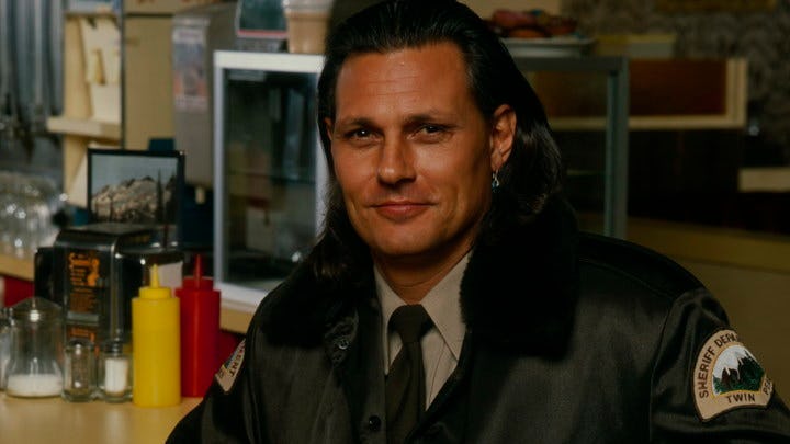 Showtime Debuts New 'Twin Peaks' Teaser That Shows Deputy Hawk (and ...