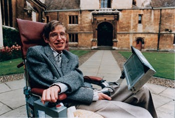 Read 55 of Stephen Hawking’s Research Papers for Free