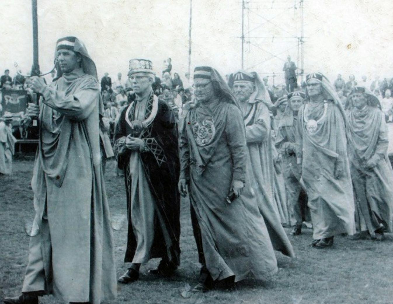 Want to Become a Pagan? Depends on Whether You Ask a Wiccan, Neo-Druid ...