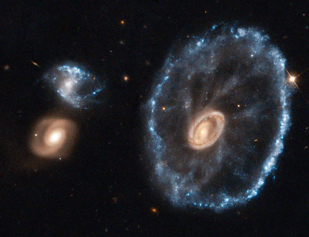 What Is the "Cartwheel Galaxy"? NASA's Stunning Photo, Explained