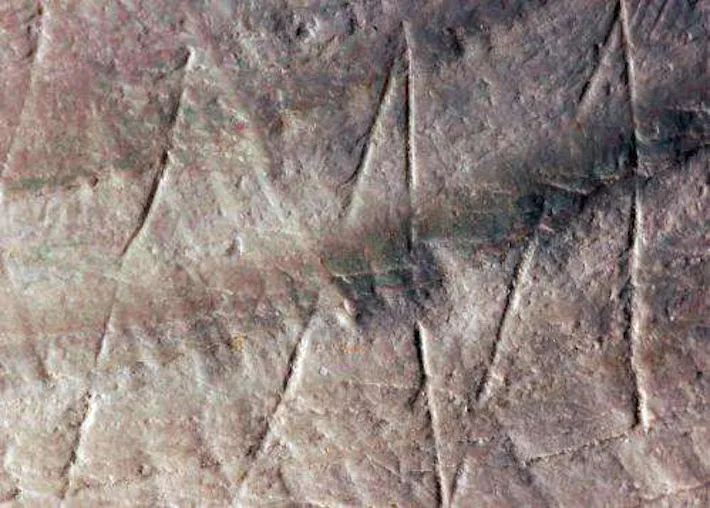 Oldest Drawing Made by Humans Found in South Africa's Blombos Cave