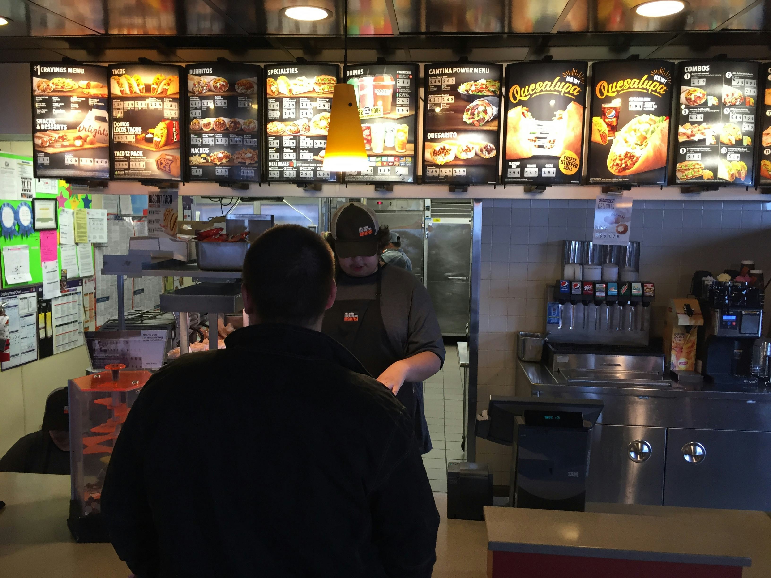 I Visited the Best Taco Bell in America, And Yup, It's Still a Damn ...