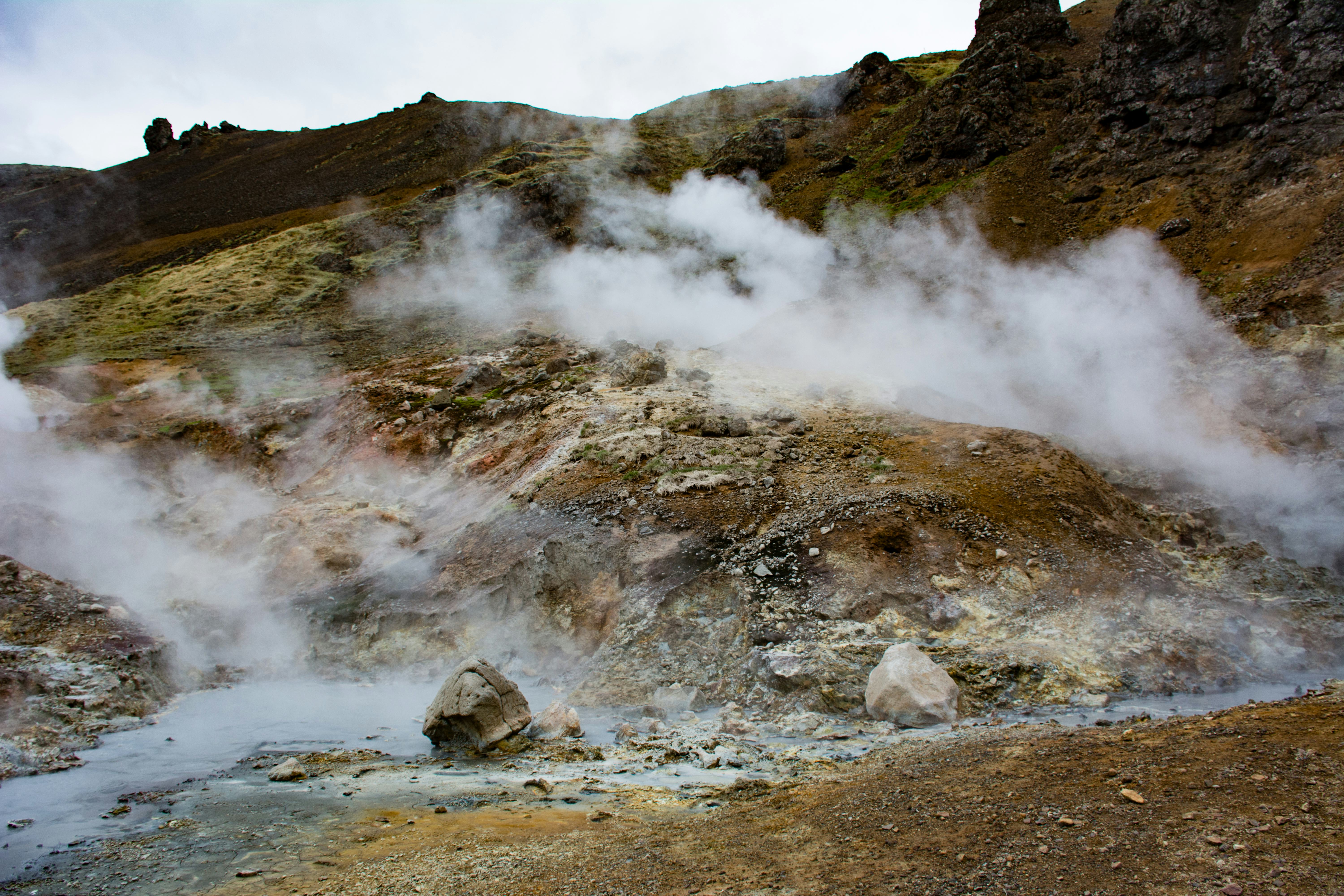 Scientists Say Primordial Soup Contained Fart-Scented Sulfur Compounds