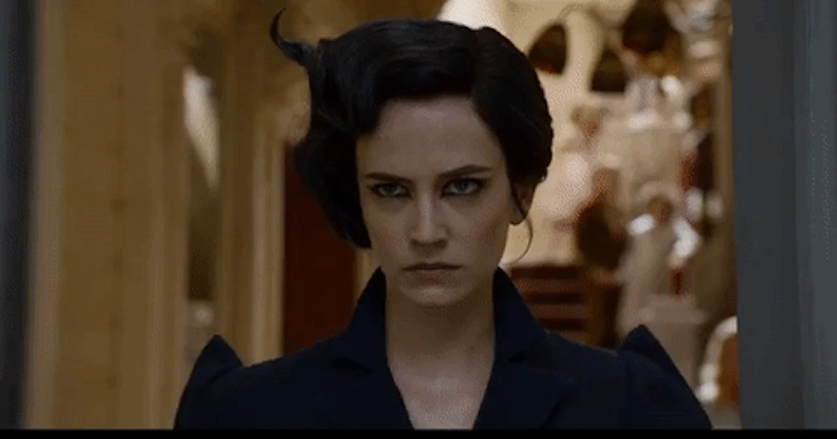 Miss Peregrine Explains Her Peculiar Time Loop Powers Miss Peregrine Explains Her Peculiar Time Loop Powers