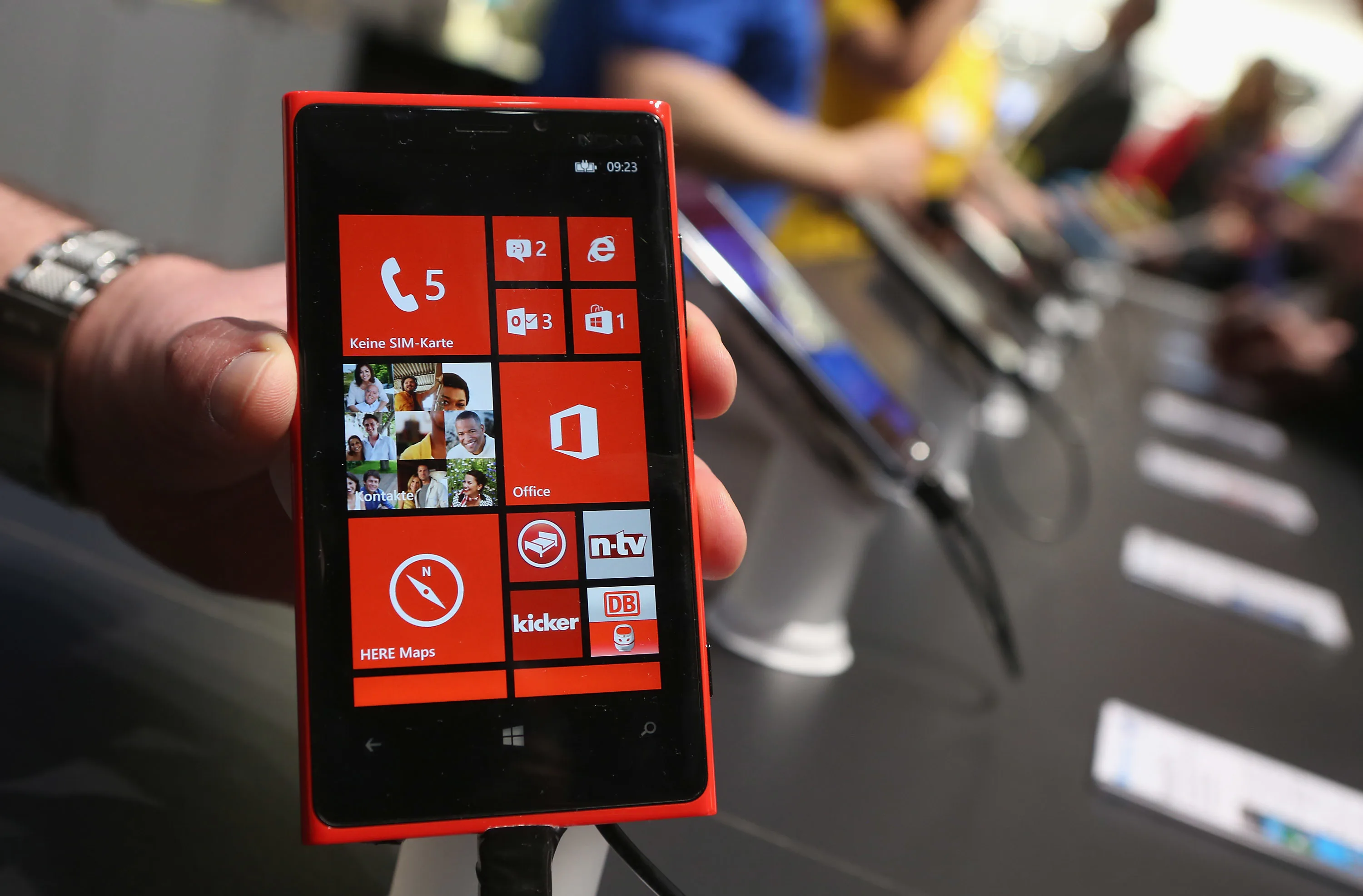Microsoft Sets Nokia Free to Make (Probably) the Most Beautiful Android ...
