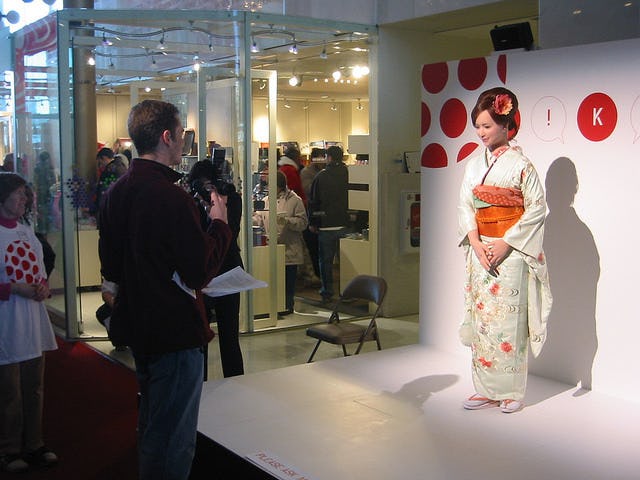 Sex Education Robots: How Androids Help Humans Rethink Gender and Sexuality