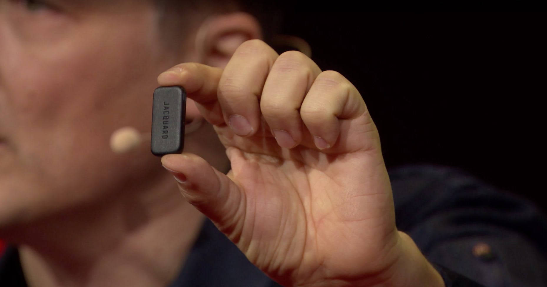 This Tic-Tac-Sized Computer Can Turn Almost Anything Into a Smart Device