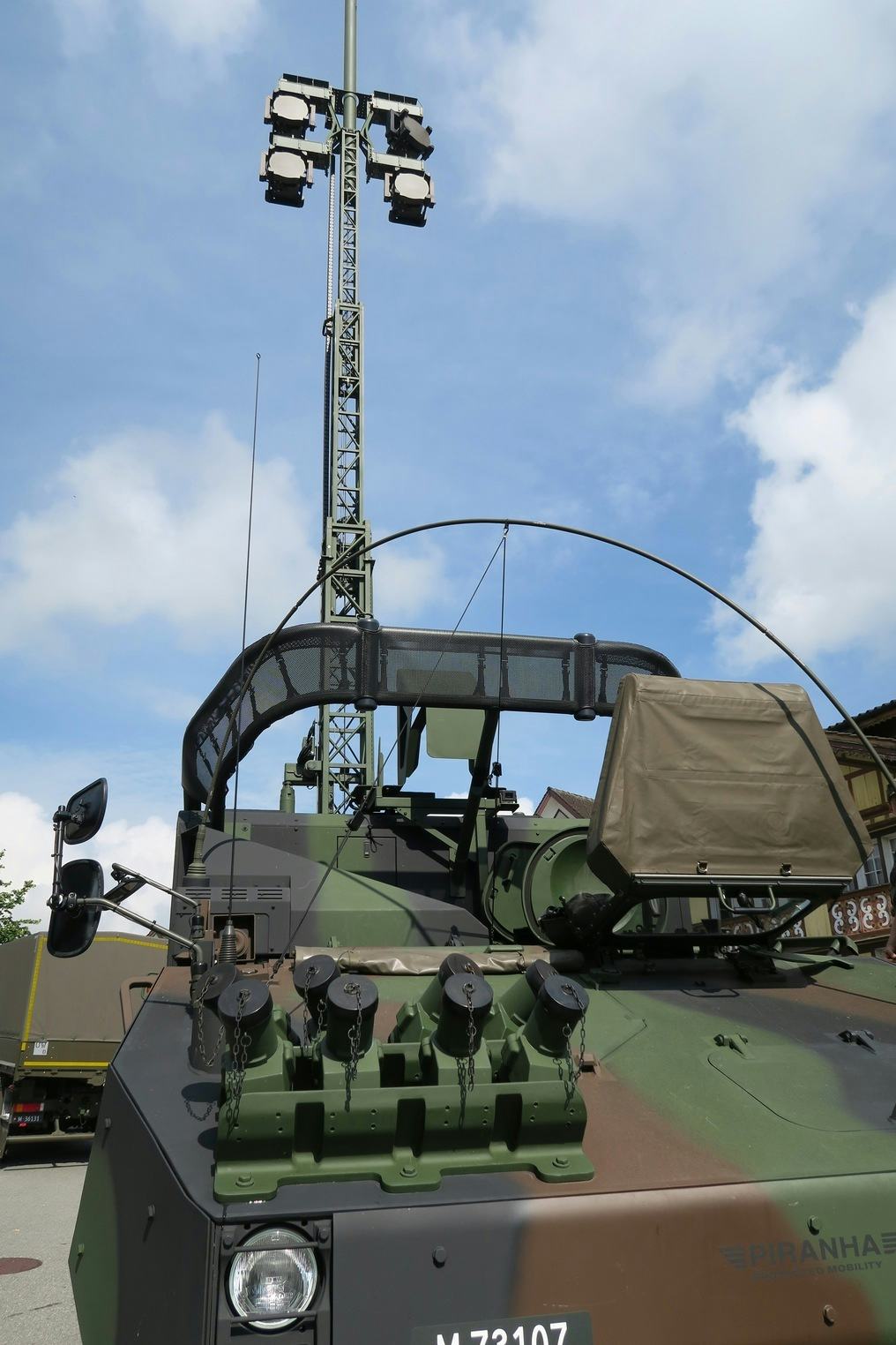 How Engineers Turn Tanks Into Antennas