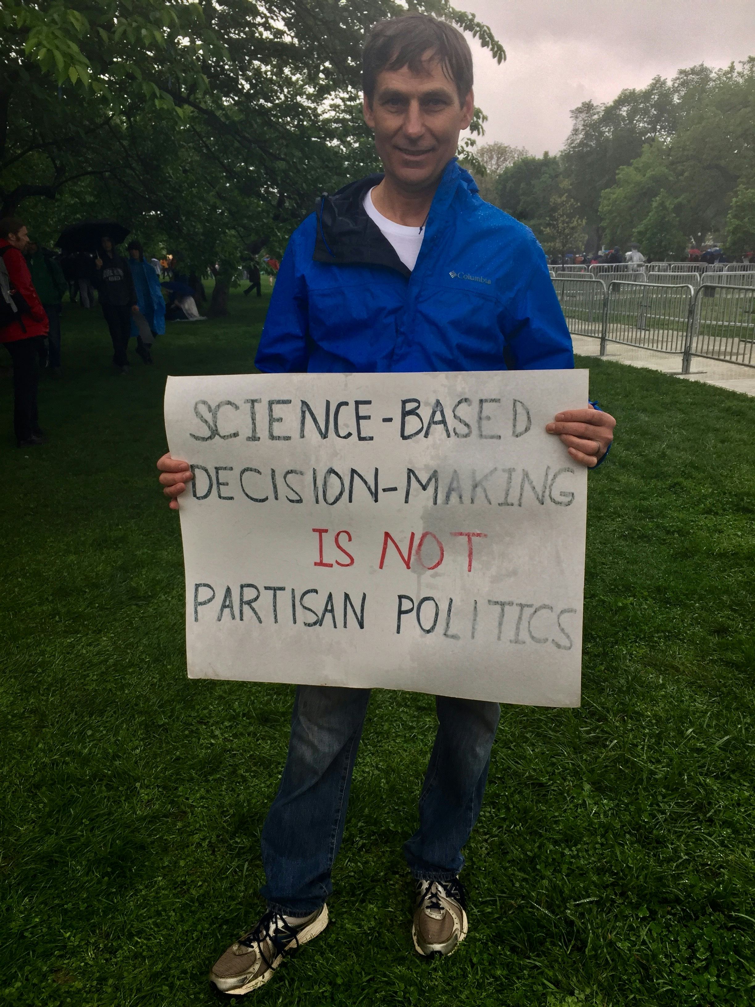 Scientist Refutes the "Politicization" of Science