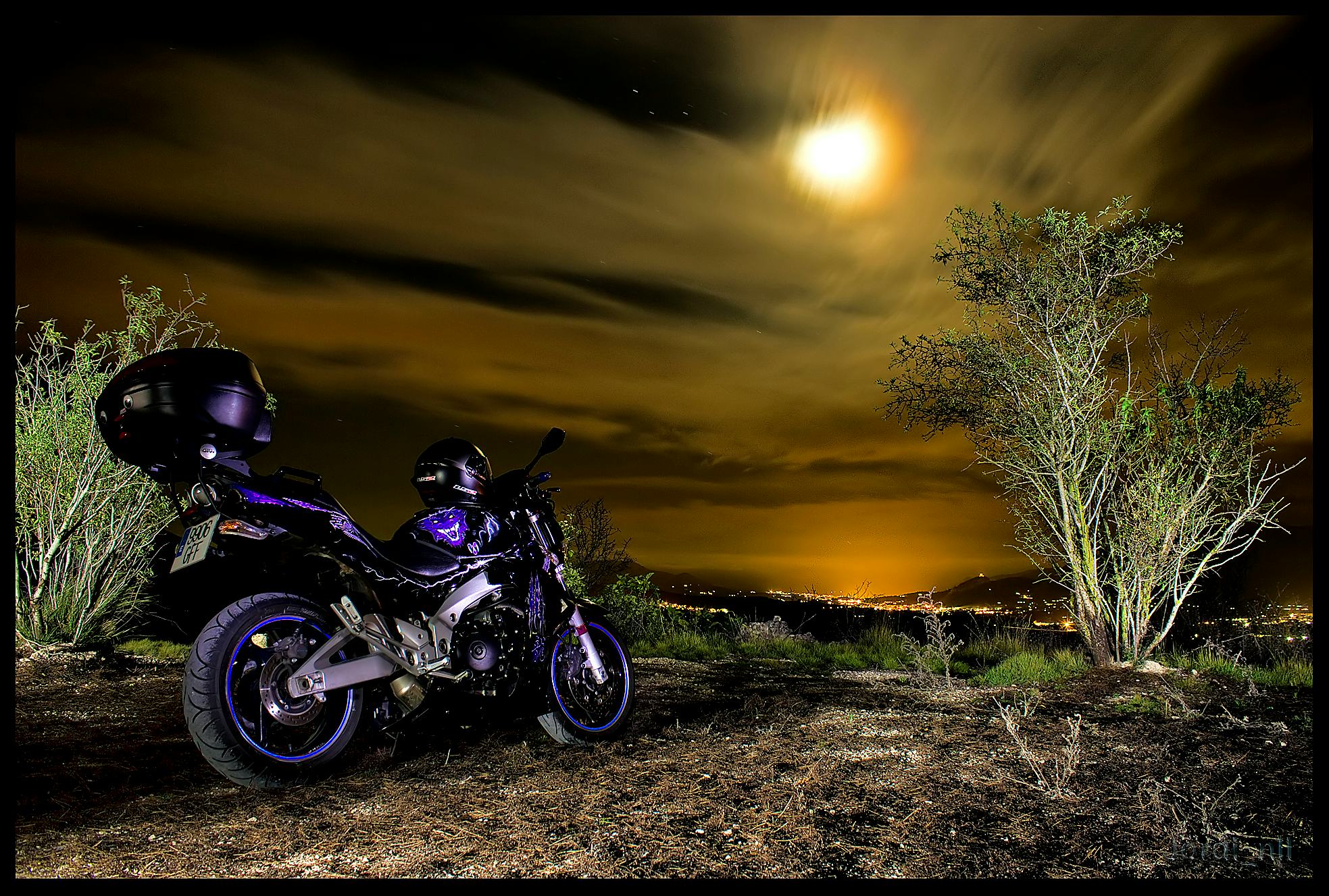 How Supermoons Kill Motorcyclists, According to Scientists