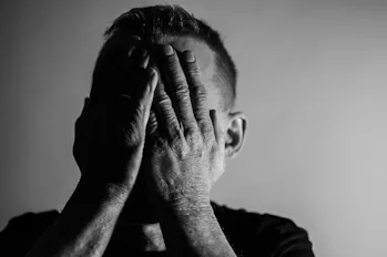 How Do You Calm Yourself Down From a Panic Attack? Science Explains