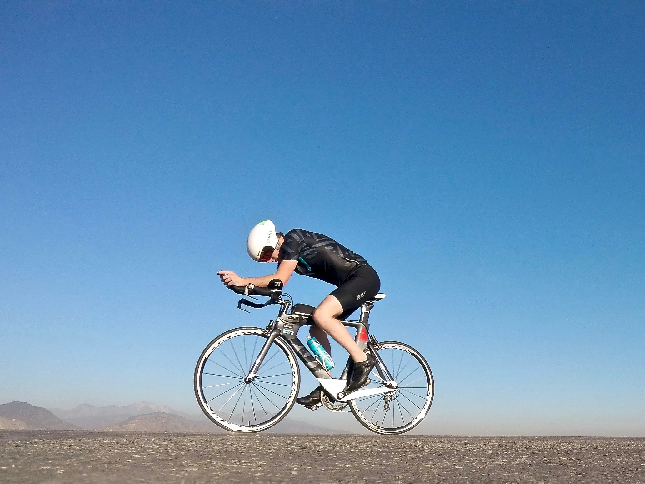 Work burnout and excessive exercise ignite similar levels of neural fatigue