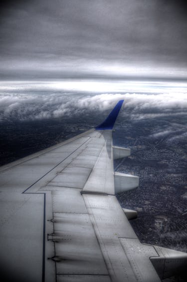 What Causes Turbulence? The Chaotic Physics Mystery on Every Flight