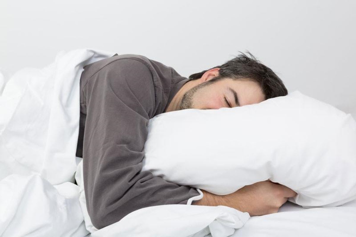 This Revolutionary Device Is a Simple Contact-Free Solution to Stop Snoring