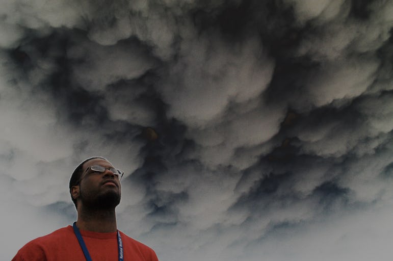 Hurricane Irma: Video of Storm Chaser Juston Drake Testing Wind Shows ...