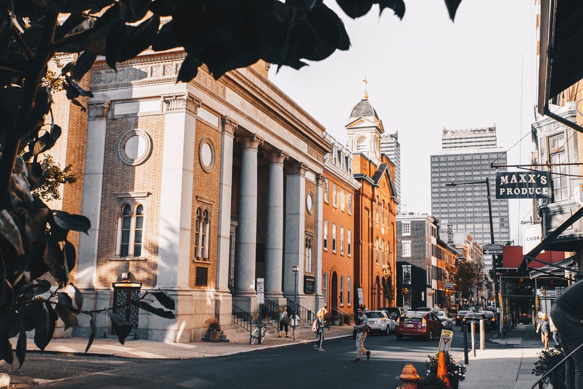 Sightseeing Pass Lets You Explore an Entire City for One Low Price