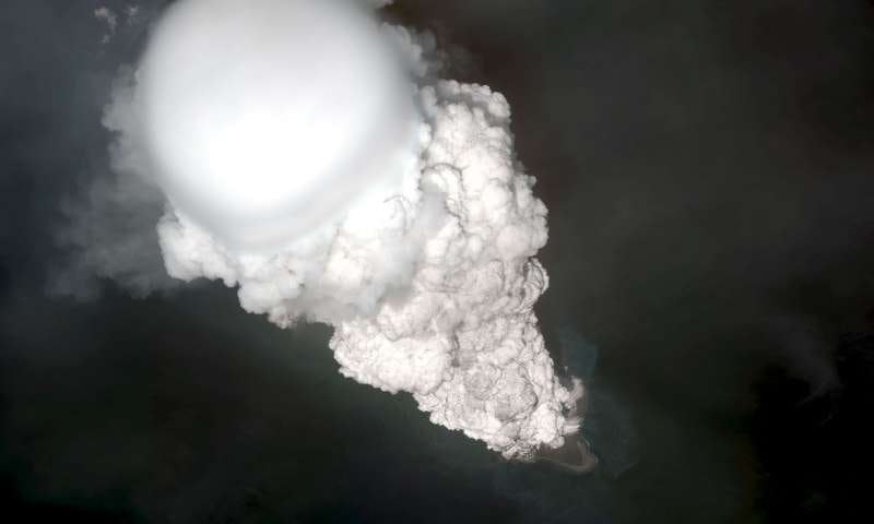 Scientists Capture Rumbling Volcanic Thunder for the First Time