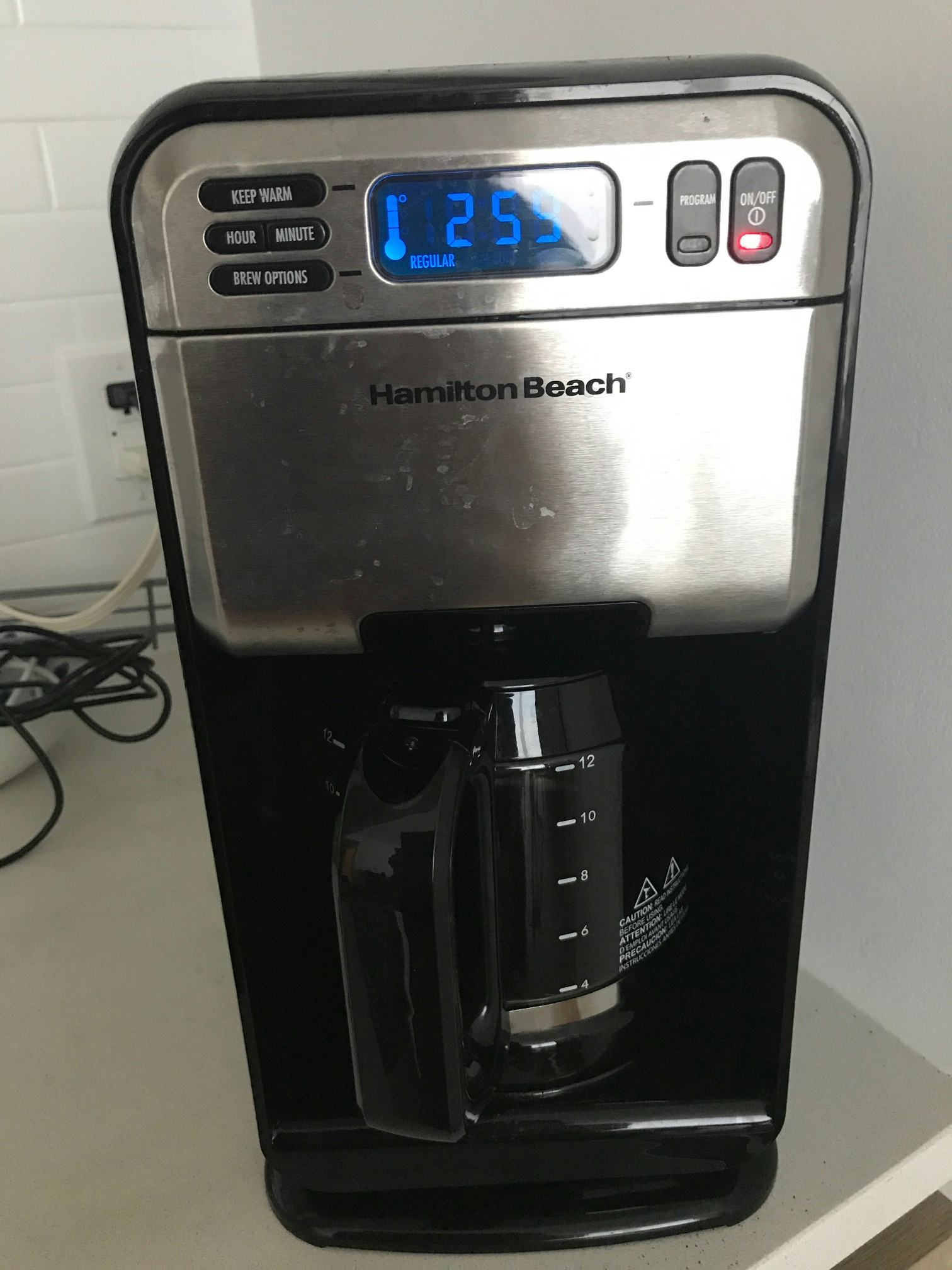 Hamilton Beach's Sad Coffee Machine Is Perfect For Lazy People