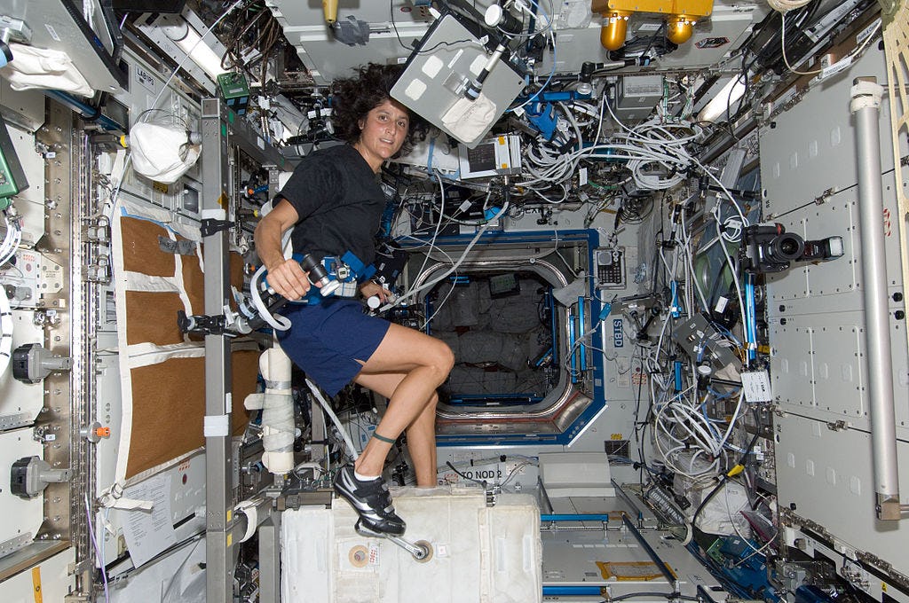 "Muscle Injections" Could Be a Game-Changer for Astronauts, People in Casts