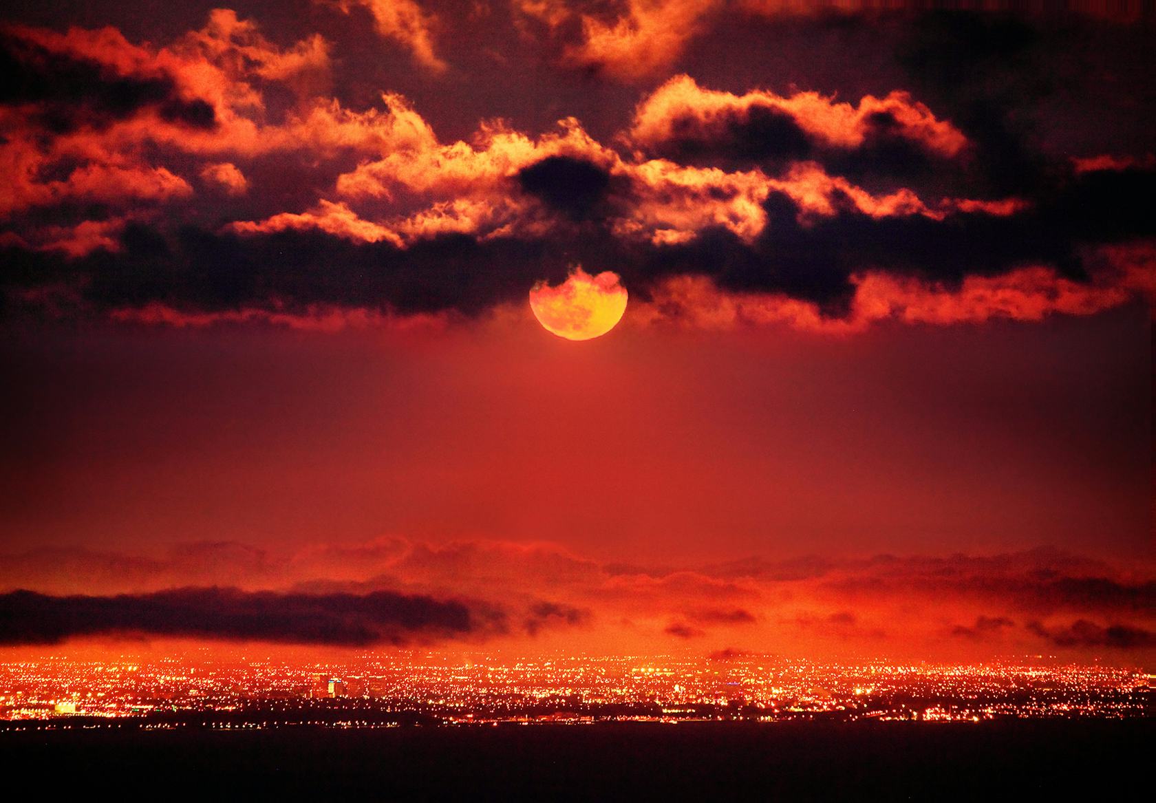 Strawberry Moon 2018: The Best Time to See It in Every Time Zone