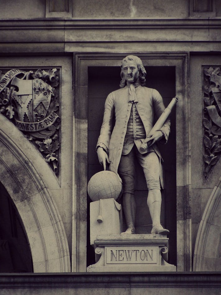 A History of Space Guns From Isaac Newton to Nazis in Paris and Project ...