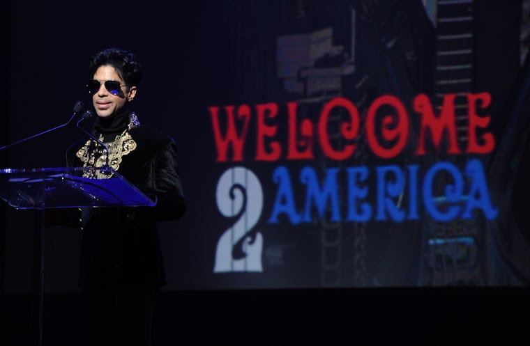 11 Of Prince's Most Fantastic Sunglasses, Because He Had Serious Style ...