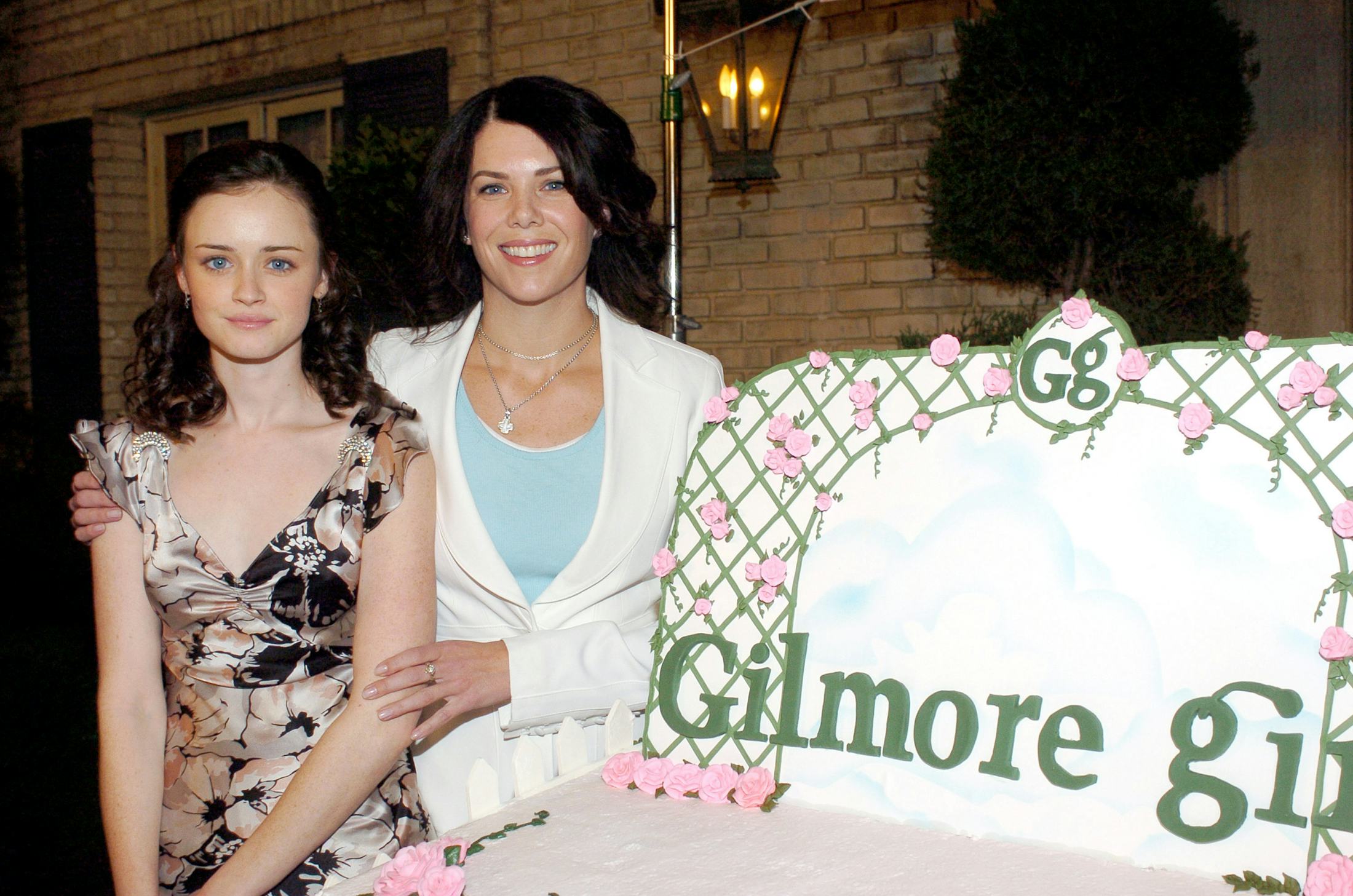 12 Photos Of The 'Gilmore Girls' Cast In The 2000s That Will Make You ...