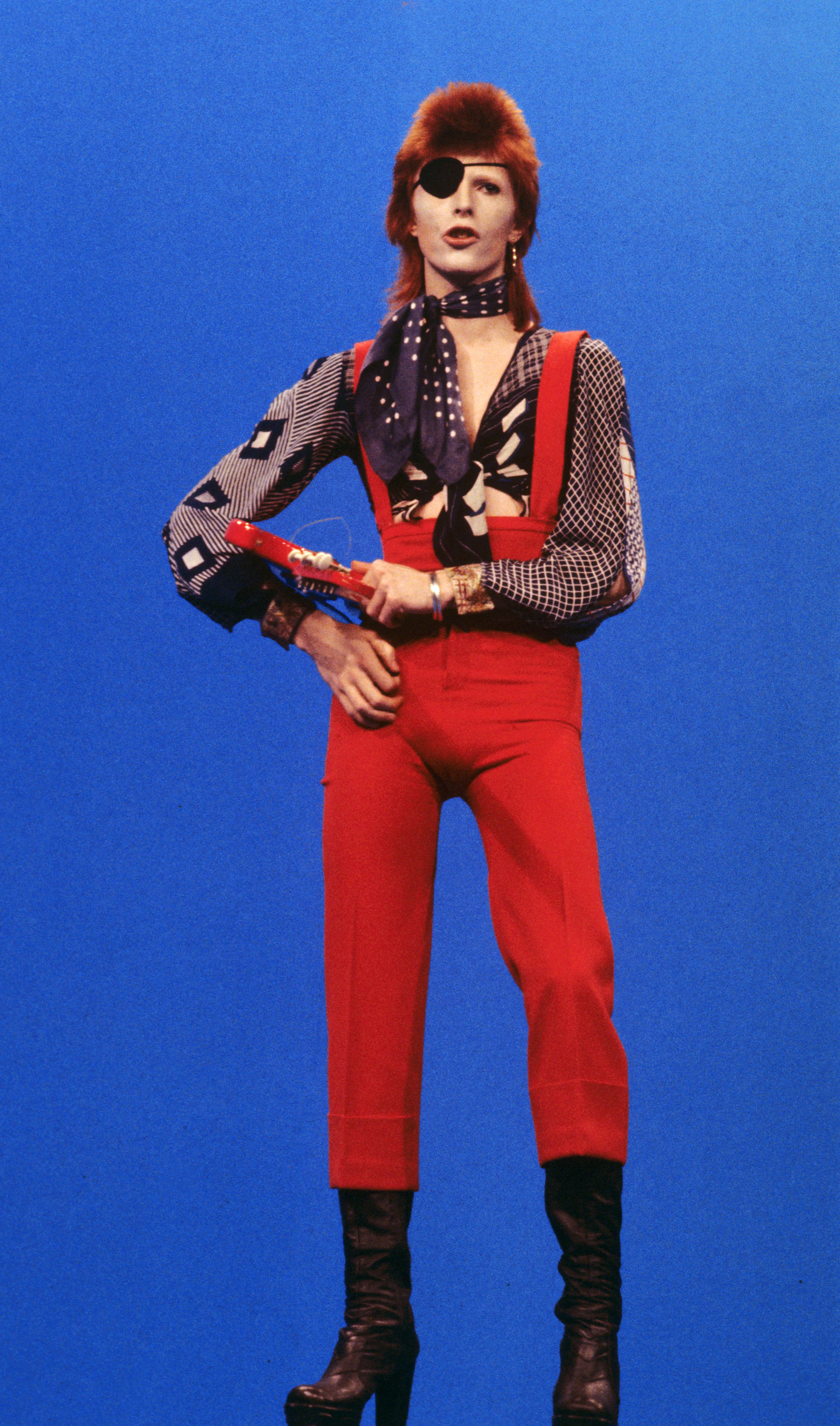 David Bowie's 13 Most Influential Looks — PHOTOS