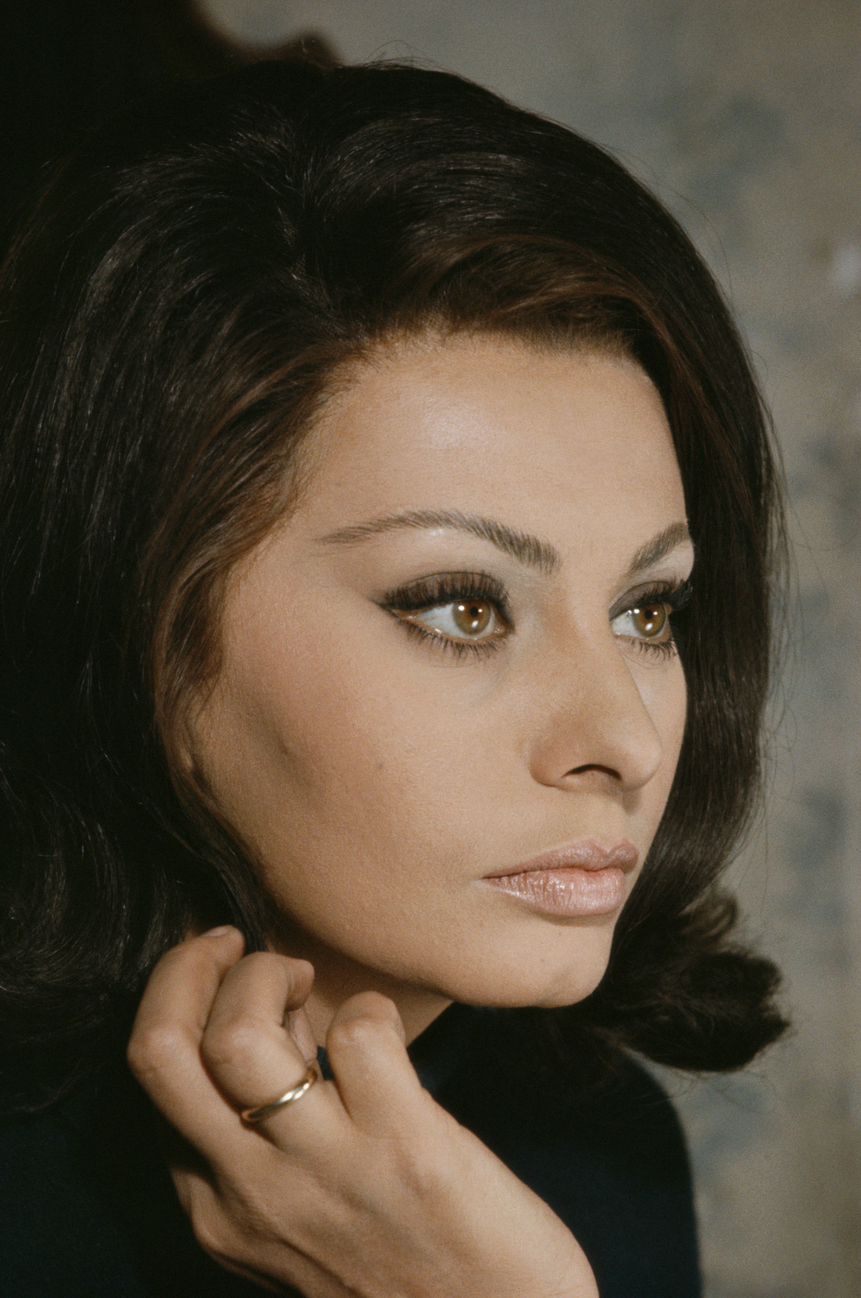 11 Beauty Tips To Steal From The '60s From The Mod To The ...