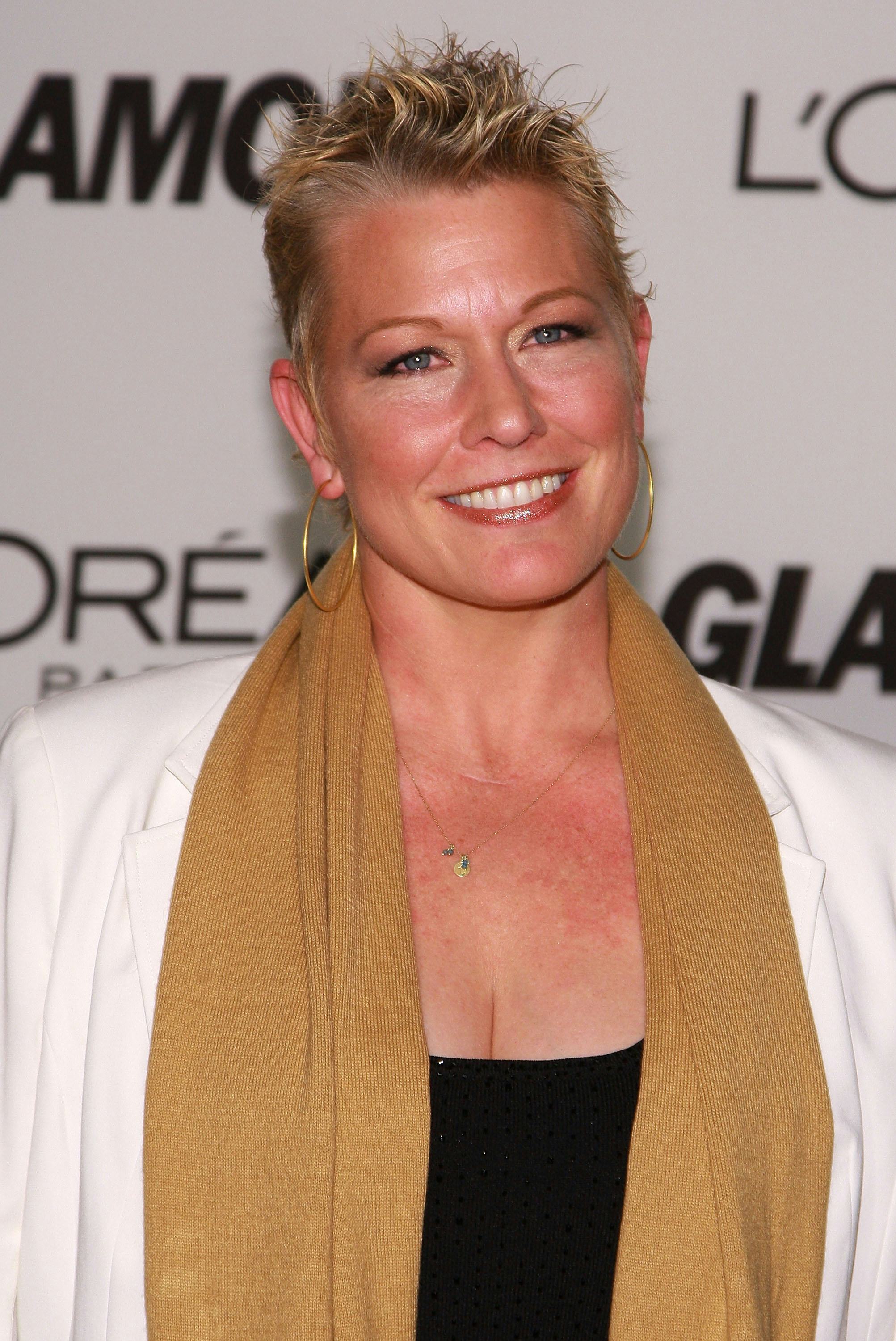 11 Throwback Photos Of The First Plus Size Supermodel — PHOTOS