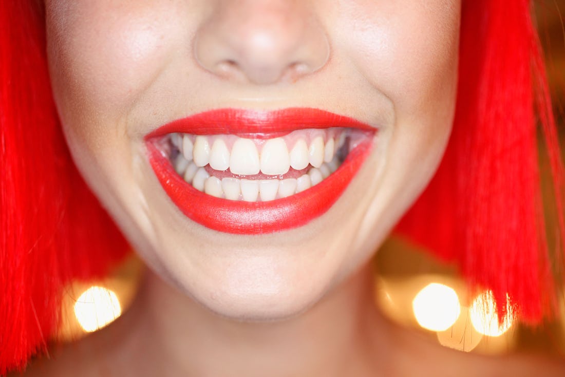 7 Ways You're Destroying Your Lips & Making Them More Chapped — PHOTOS