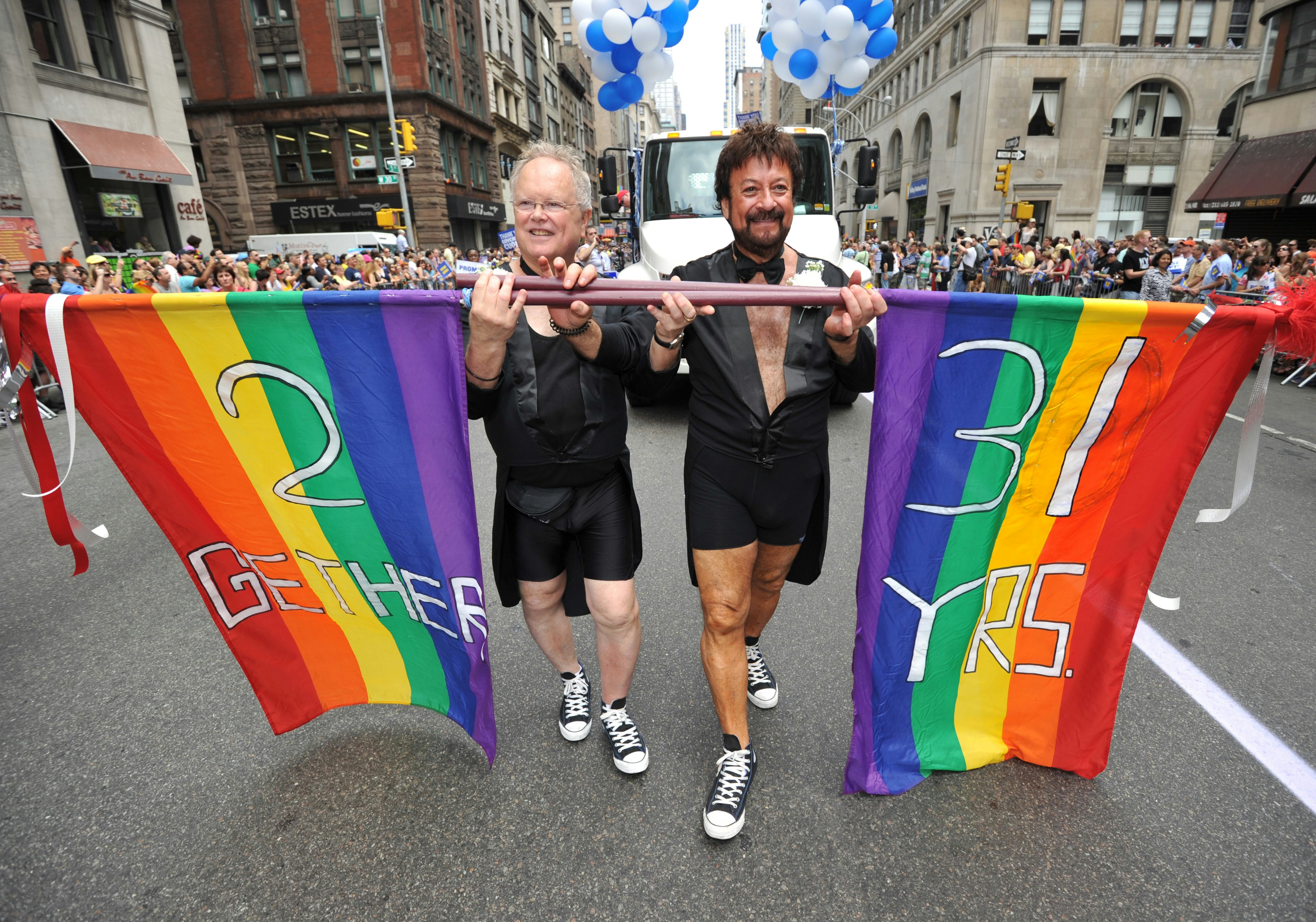 23 Photos Of LGBT Pride Celebrations From Around The World That Will ...
