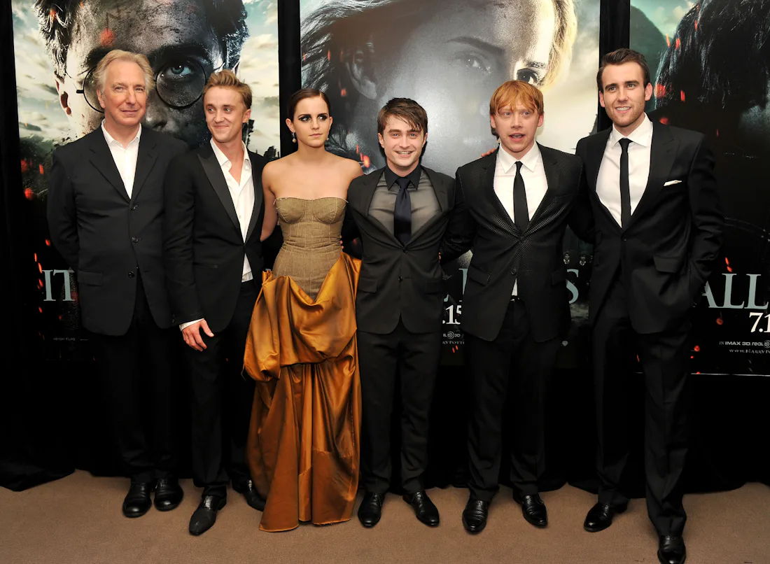22 Incredible Photos Of Alan Rickman Throughout The Icon's Dazzling ...