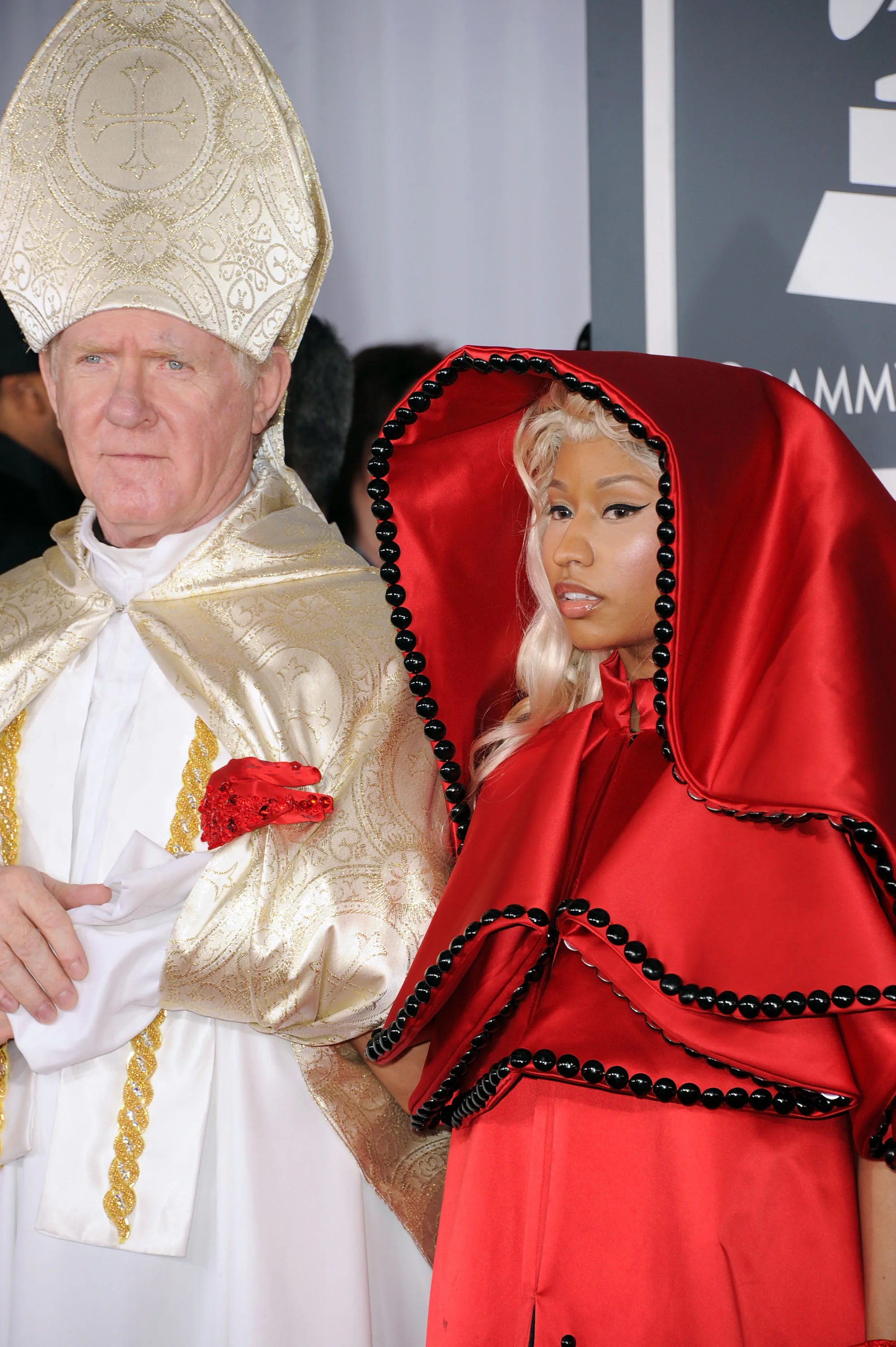 Nicki Minaj "Anaconda" Cover Art & 8 More of Her Attention-Seeking ...