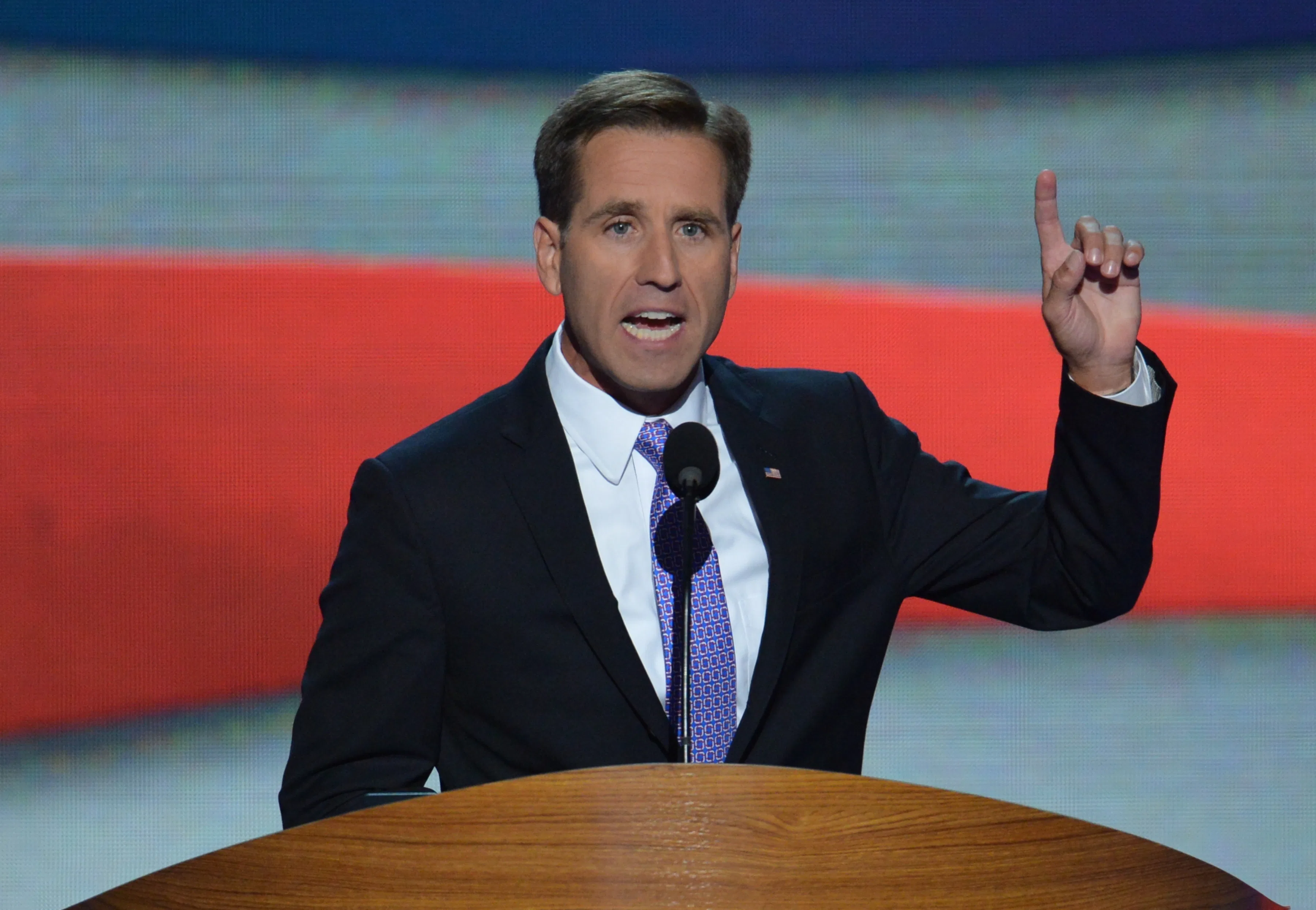 7 Loving Joe & Beau Biden Quotes That Signify Their Strong Father-Son ...