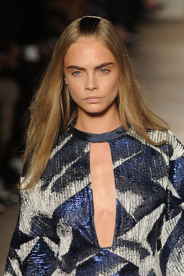 10 Times Cara Delevingne Had Awesomely Subtle Sideboob