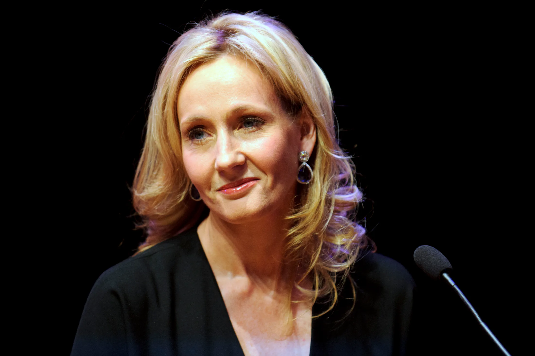 13 Writing Tips From J.K. Rowling, Because She Knows A Thing Or Two ...